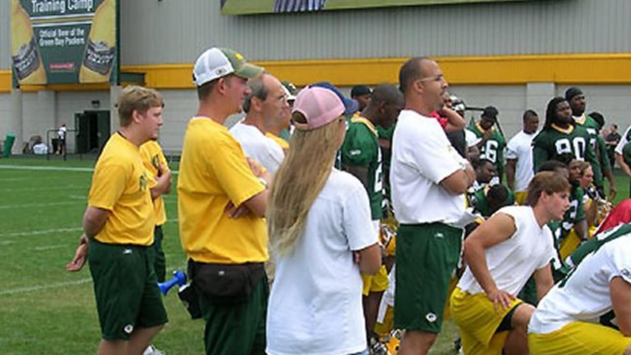 Shannon Gilbertson Selected As Packers Ball Kid For A Day