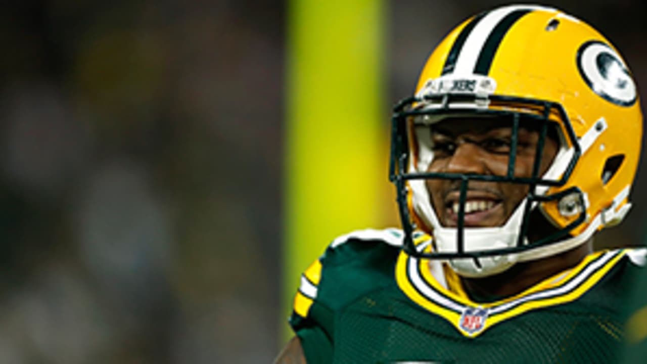 Jayrone Elliott looks to seize the moment in 2017