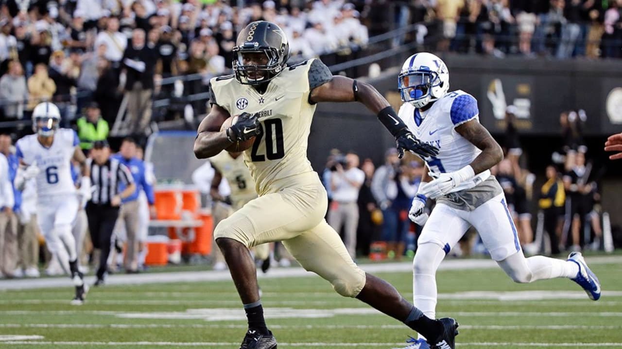 Photos: Packers LB Oren Burks in college