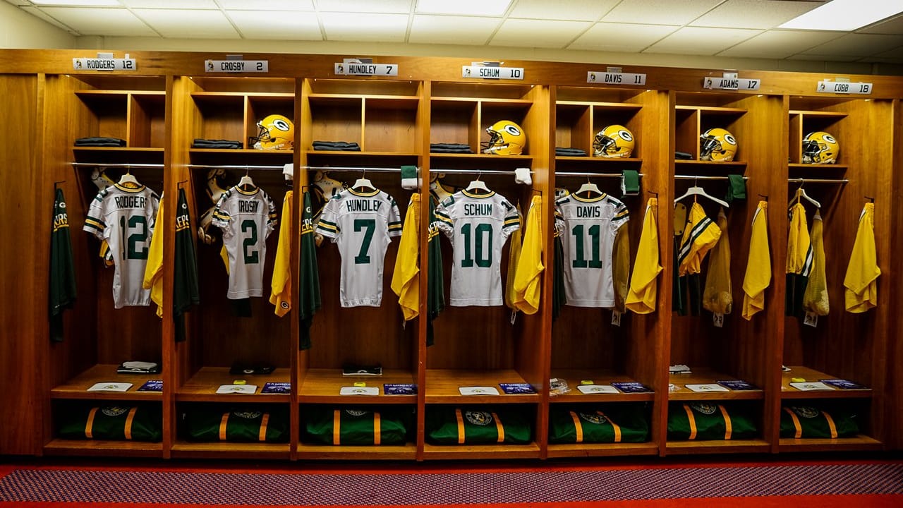 Inside the Packers' locker room in Nashville