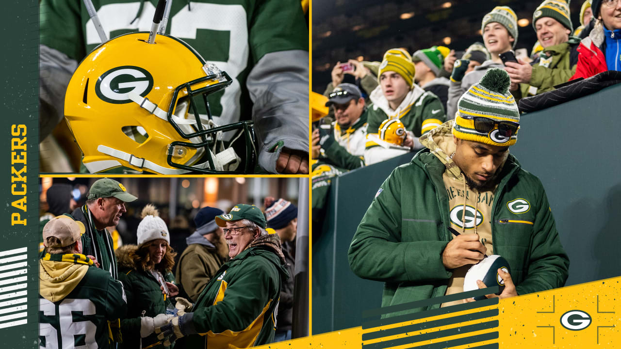 Fans enjoy Sunday Night Football at Lambeau Field | Packers vs. Bears