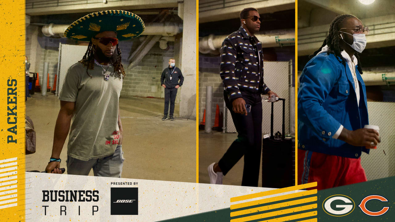 Arrival Photos: Packers walk into Soldier Field for Bears game