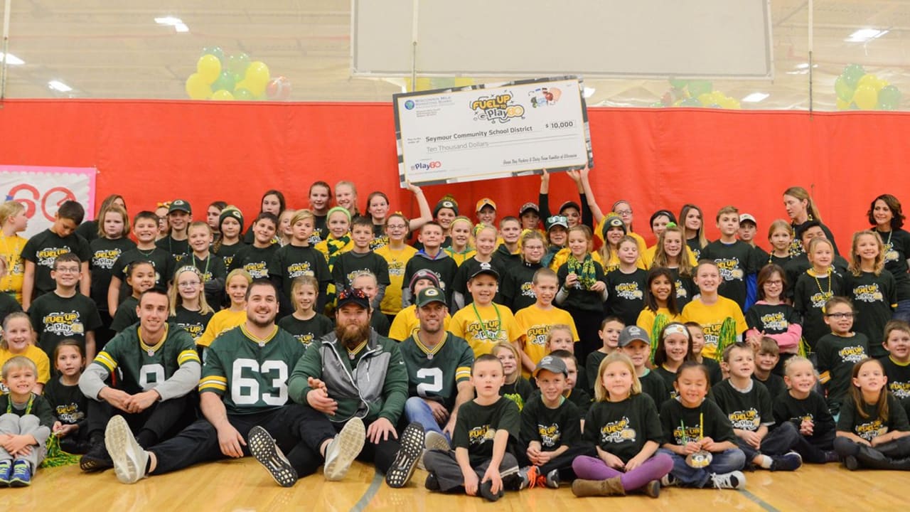 Packers players visit Seymour High School