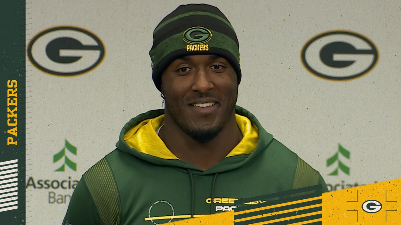 Krys Barnes keeping his eyes on Bears RB Montgomery