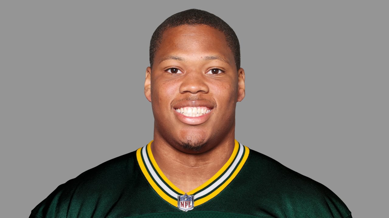 Best photos of Packers LB Preston Smith