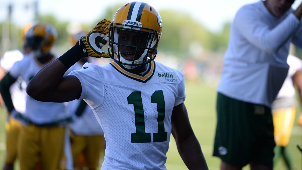 Top photos of the offseason: Wide Receivers