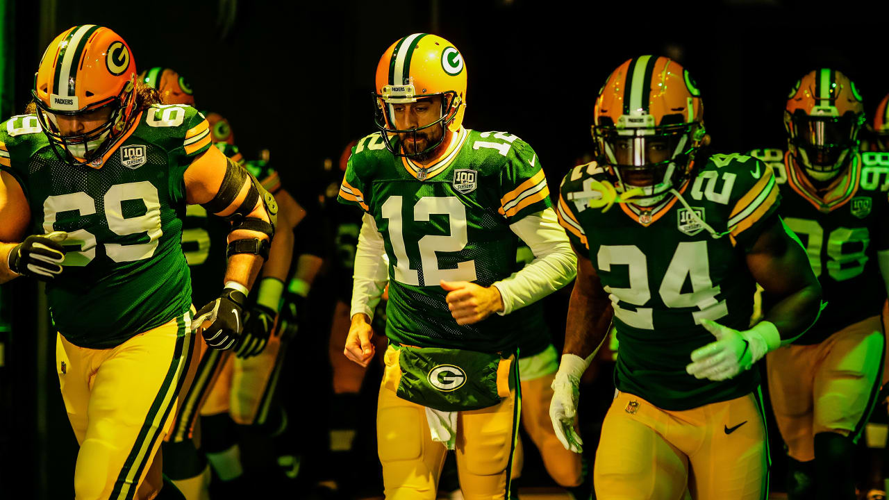 Aaron Rodgers feeling great, excited about future in Green Bay