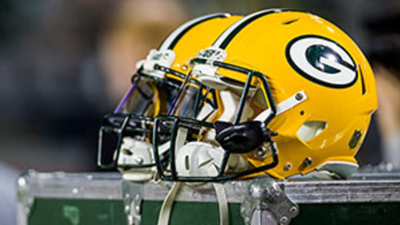 Packers sign T Jason Spriggs; announce roster moves