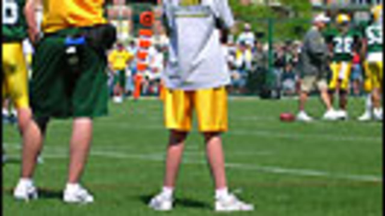 Sherman Institutes 'Packers Ball Kid' Program