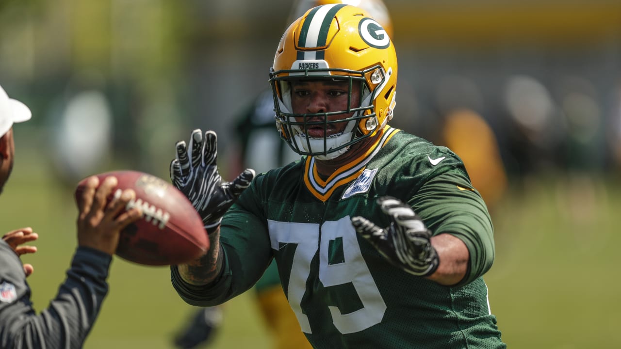 Happy Birthday to Deon Simon!