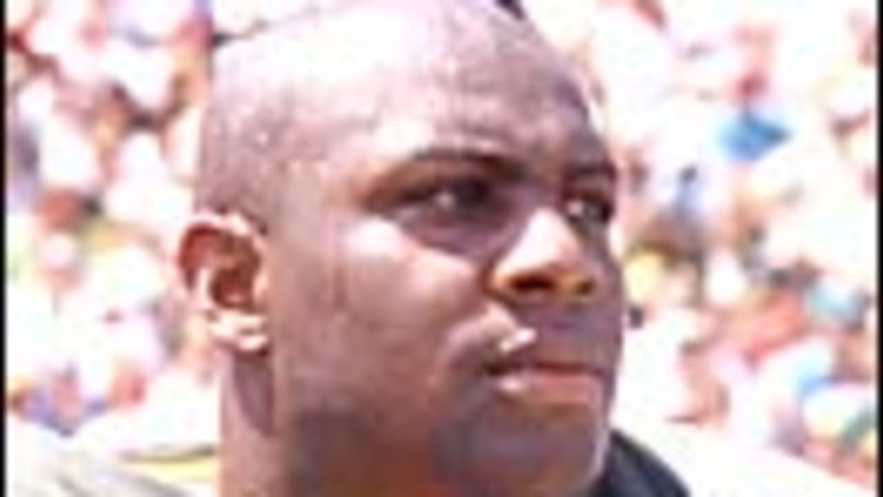 Ex-Packer Wayne Simmons Dies In Car Crash