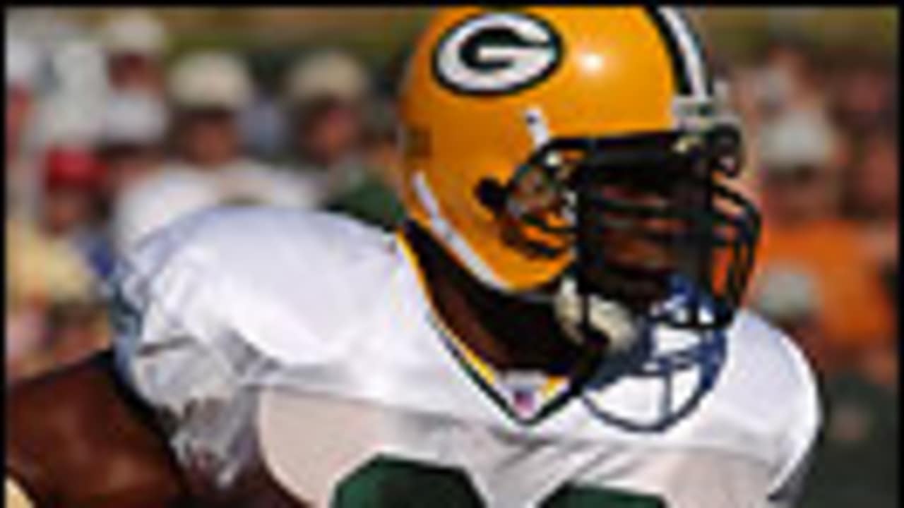 Training Camp Report: Green, Poppinga Back In Full-Pads Team Drills