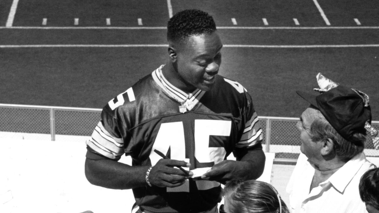 190907 - Alumni Appearance - Dexter McNabb