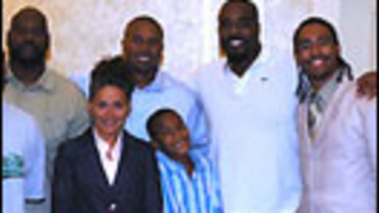 Packers Visit With White Family Prior To Induction
