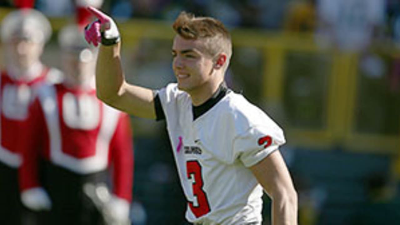 Crosstown rivals meet in first QB Challenge of regular season