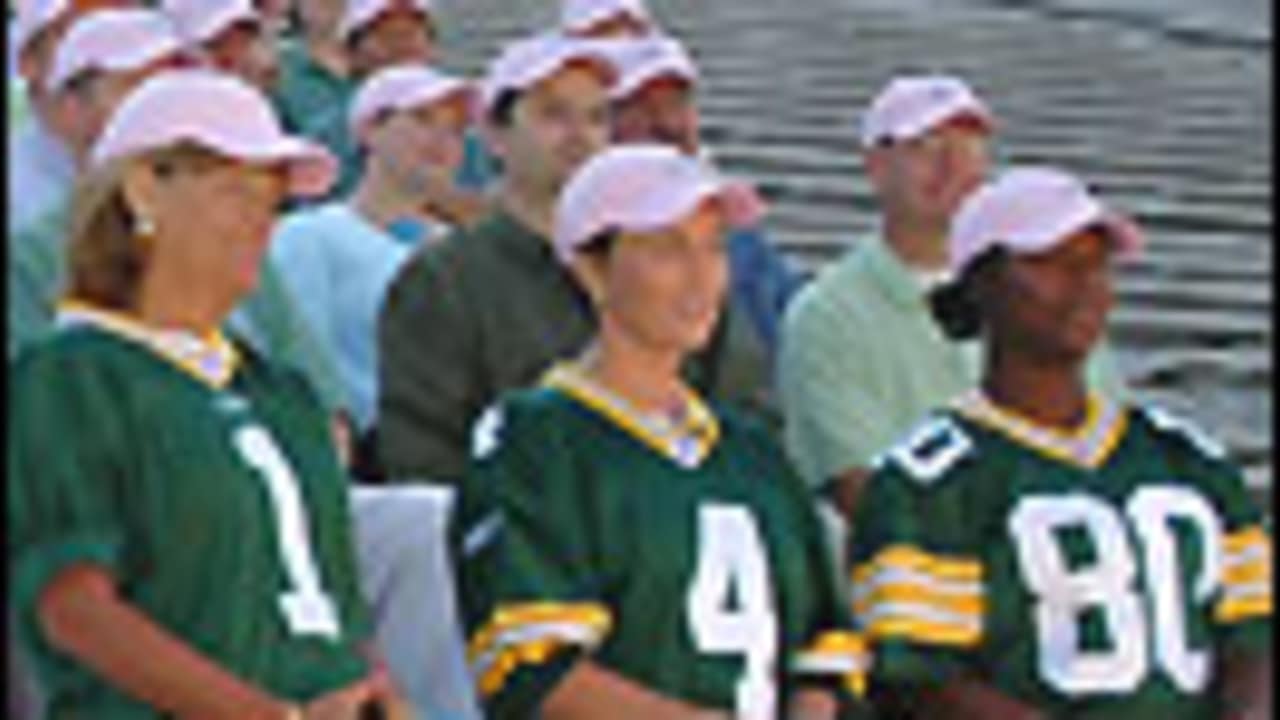 Packers Breast Cancer Cap In High Demand