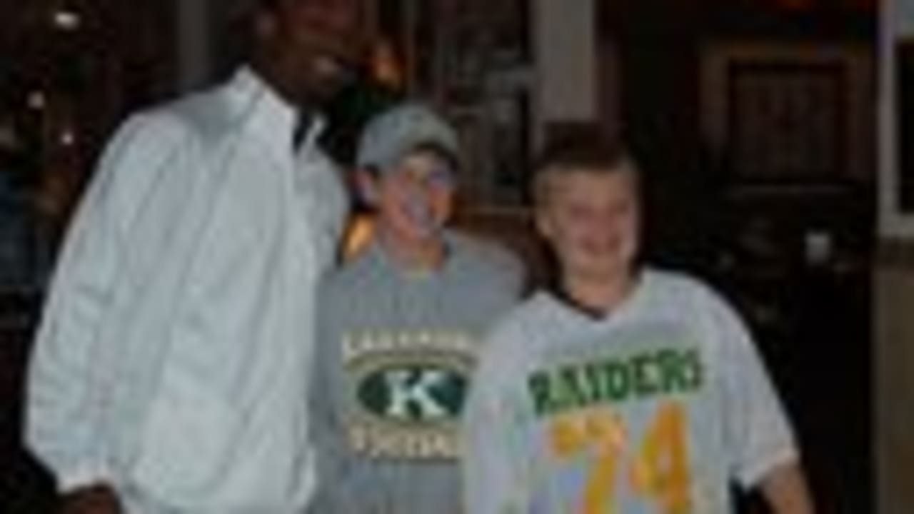 Kaukauna Youth Football Program Gets Special Visit From James Jones