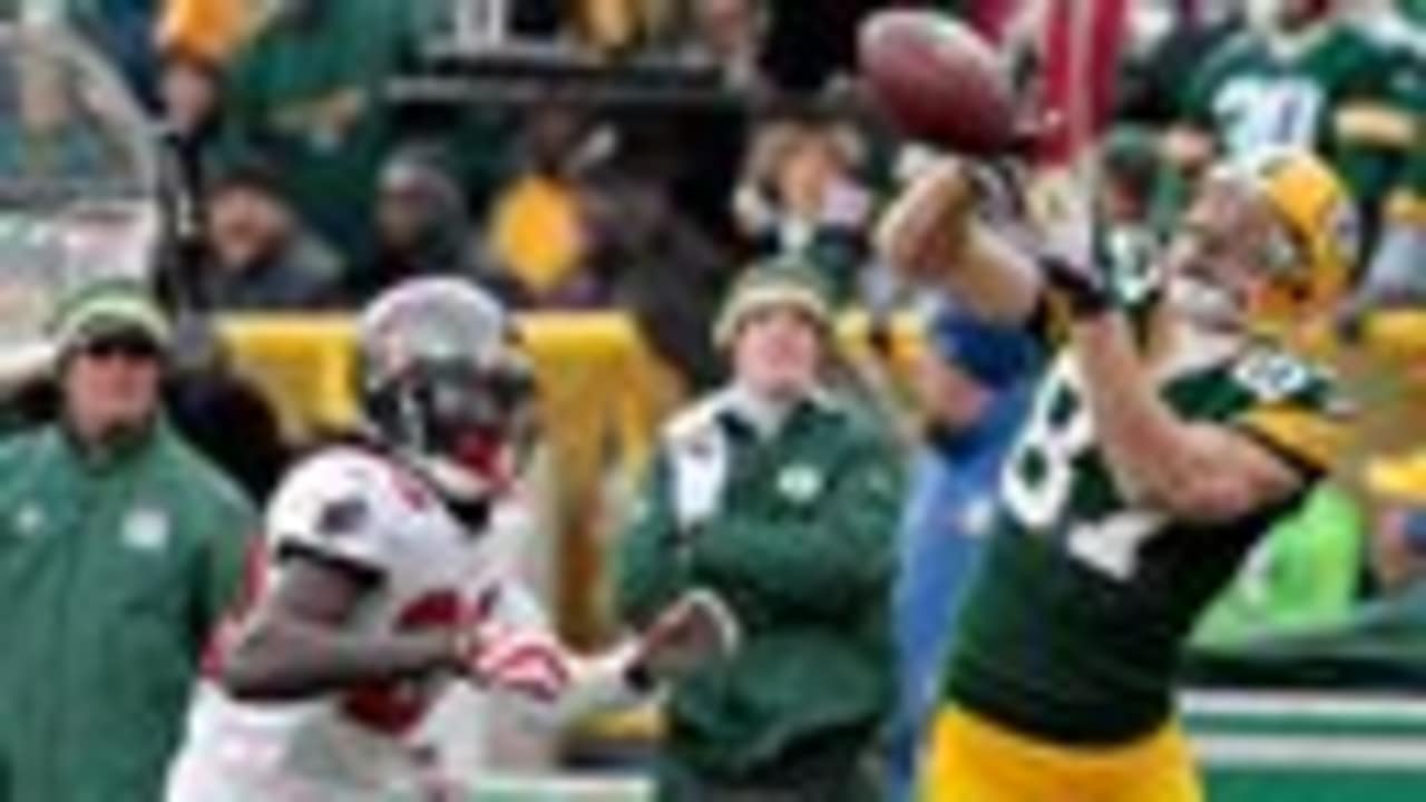 Rodgers goes to Nelson at crunch time