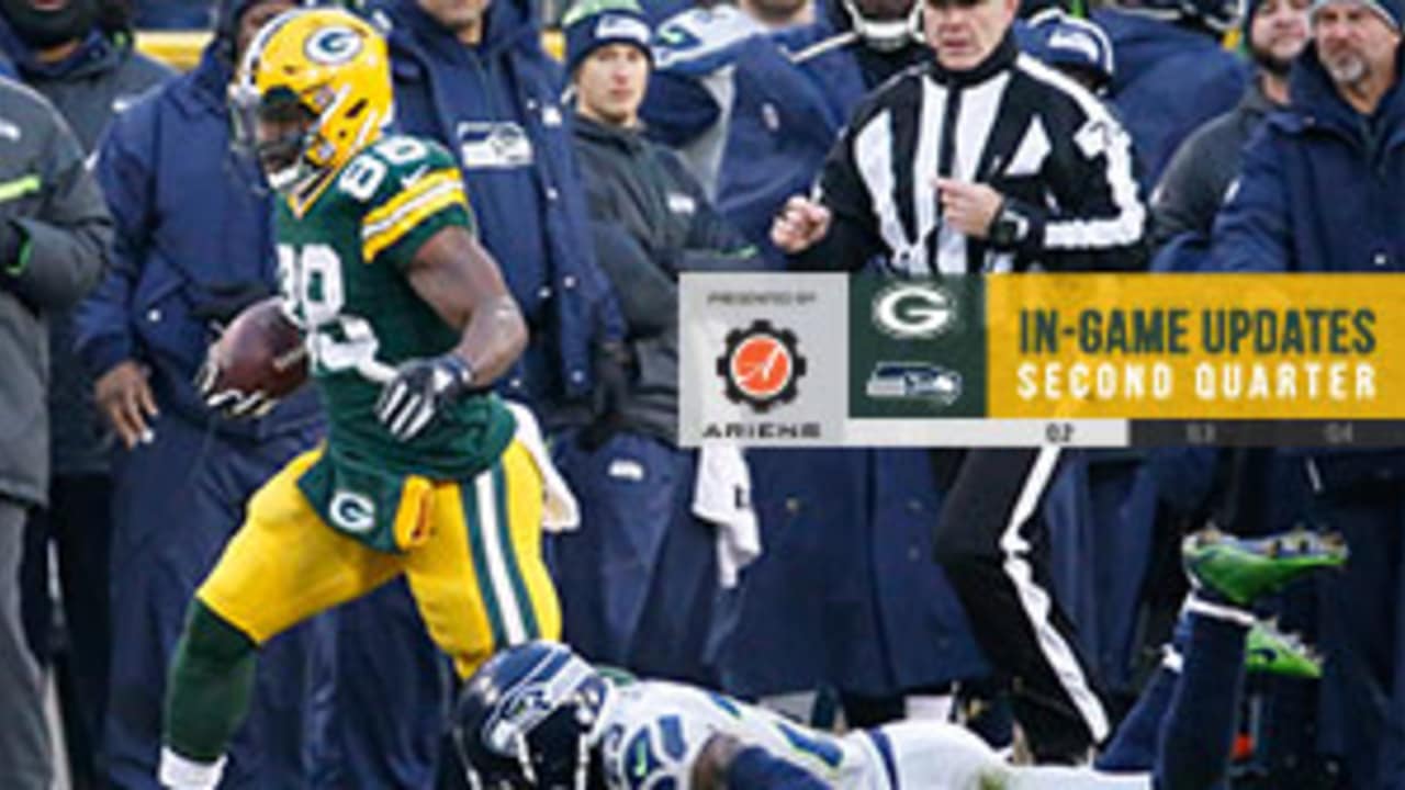 Packers take 21-3 lead into halftime