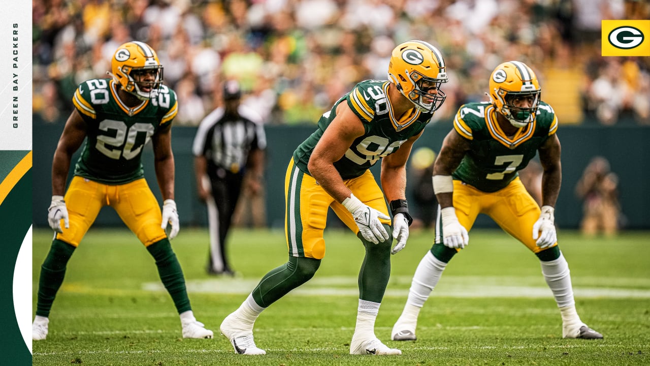 ‘Freak of nature’ Lukas Van Ness finding his place in Packers’ pass ...