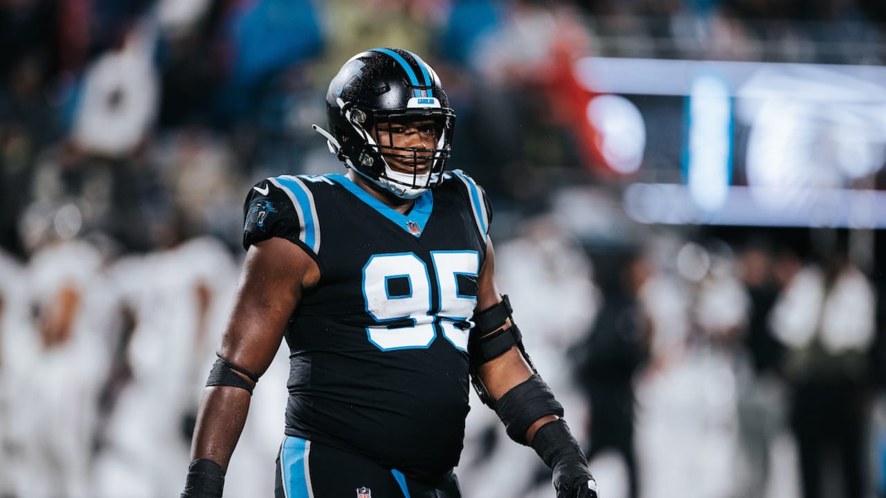 Best of Derrick Brown in 2022