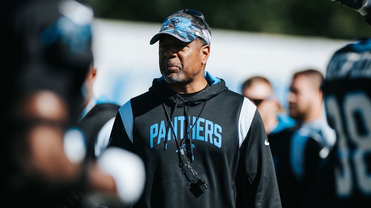 Steve Wilks keeps his focus on "trying to win today"