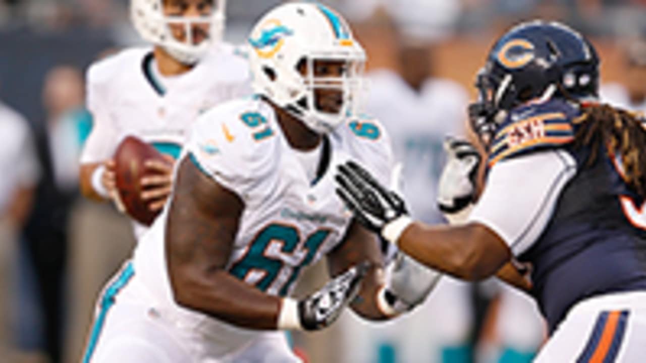 Panthers sign eighth to future contract