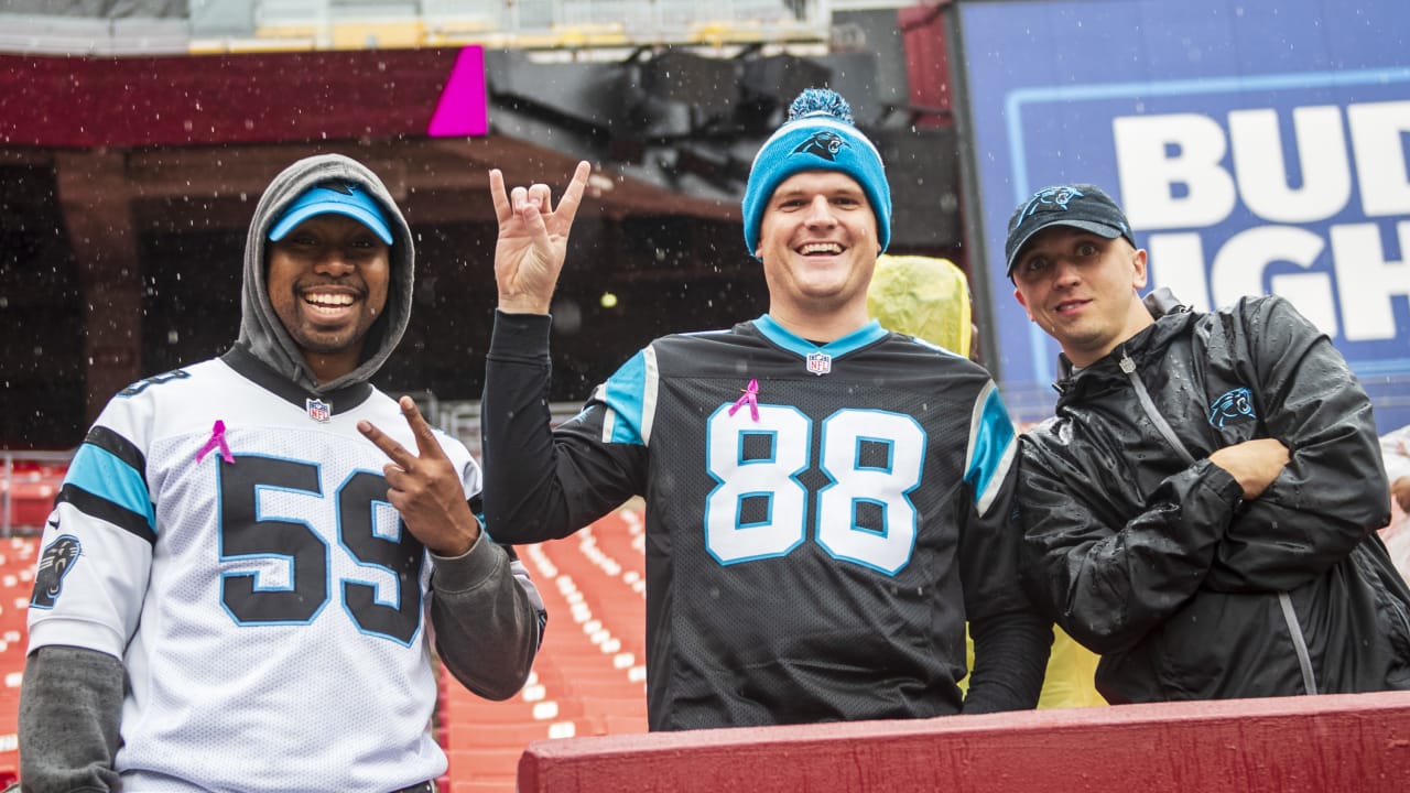 Fans show their Panther pride in Washington
