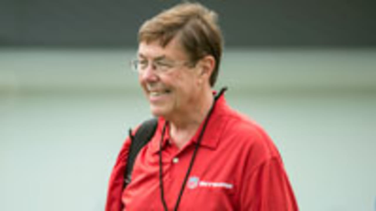 Q&A with Charley Casserly