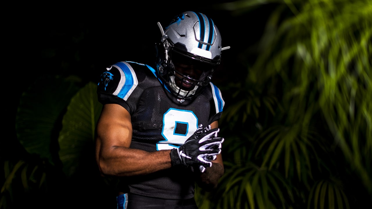 All-black uniform photo shoot