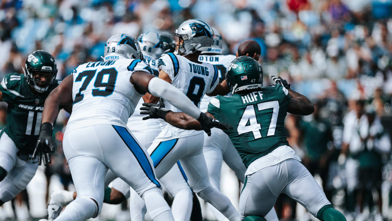 Offensive line has impromptu meeting after disappointing day
