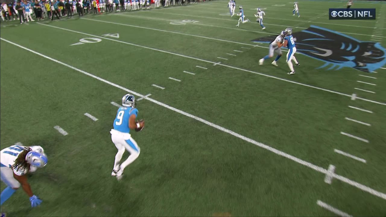 Must-See: Bryce Young's juke turns would-be sack into gain