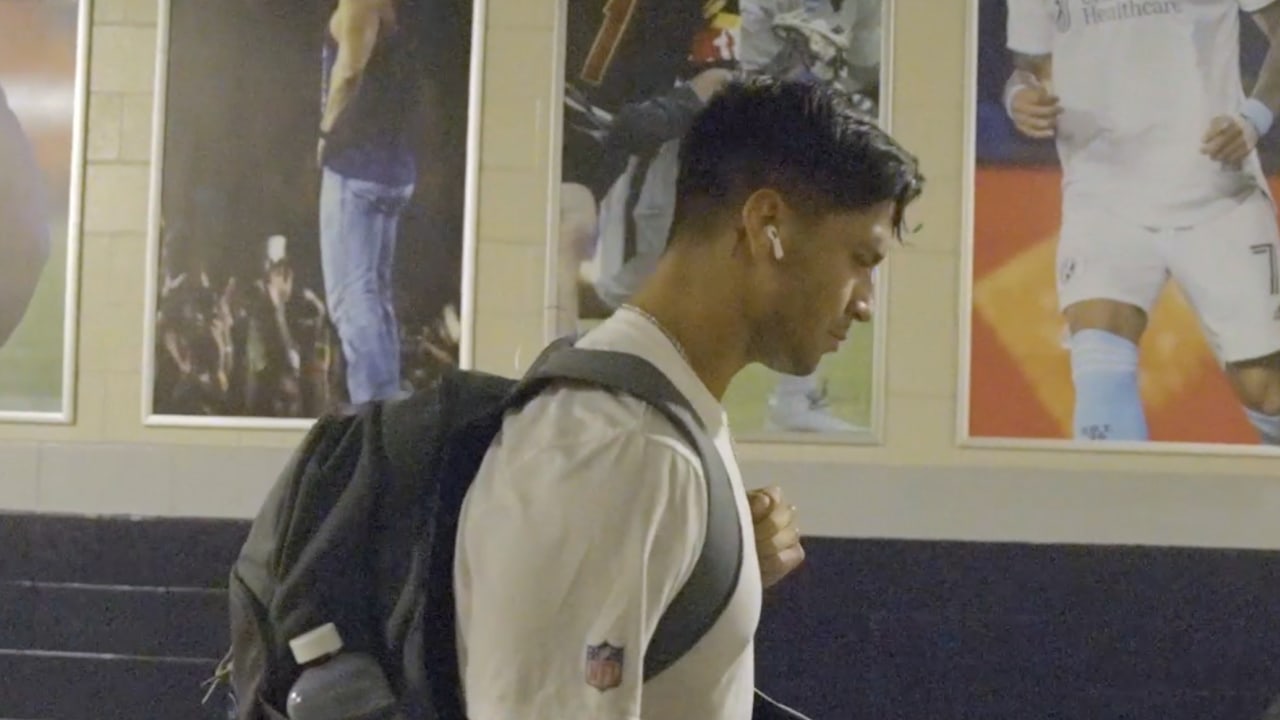 Best of Social: Matt Corral arrives in New England