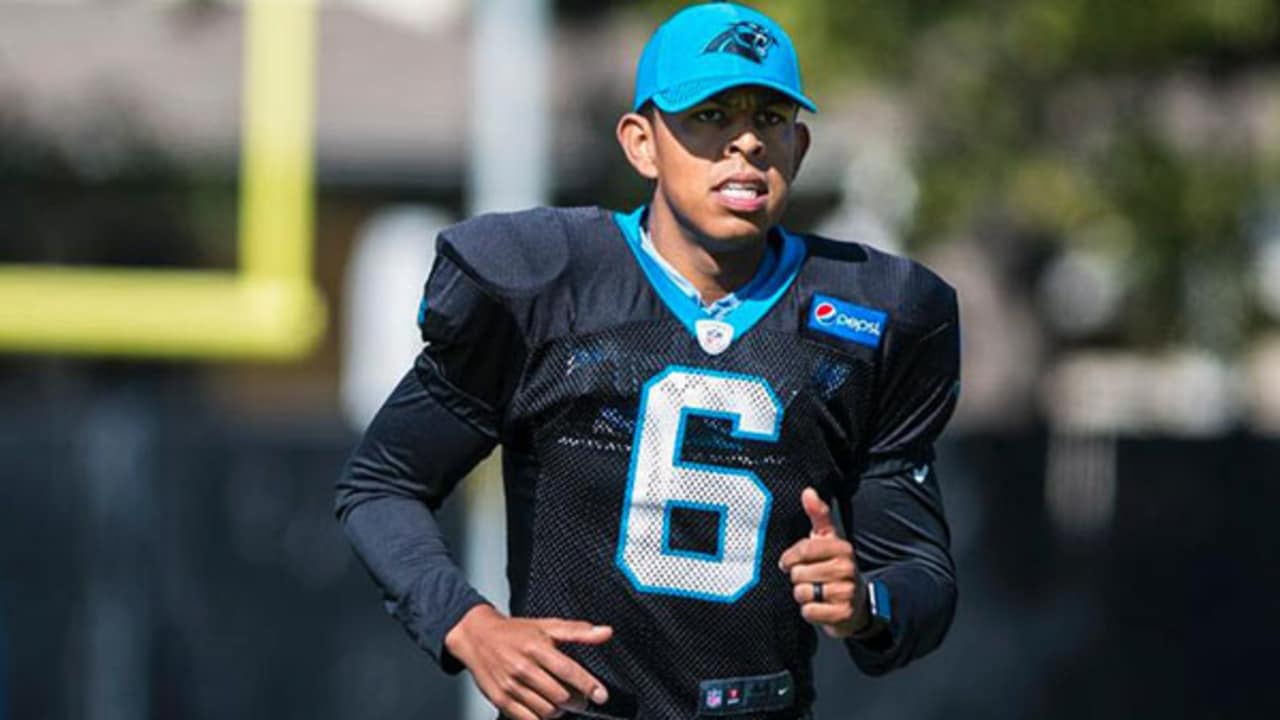 Roberto Aguayo starting over with Panthers