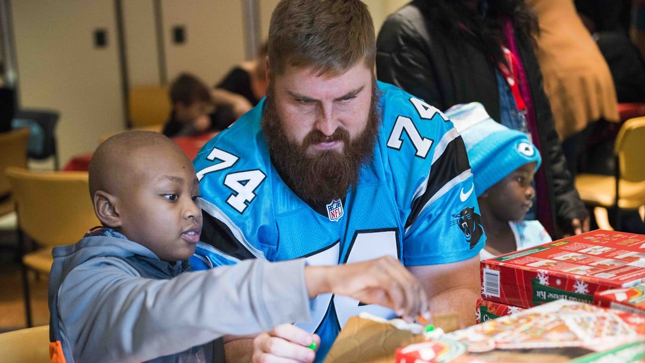 Photos: Hospital Holiday Party