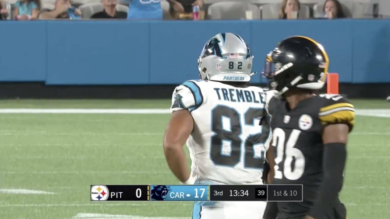 Highlight: Tommy Tremble makes acrobatic catch on his back