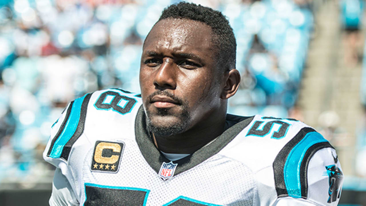 Thomas Davis signs contract extension