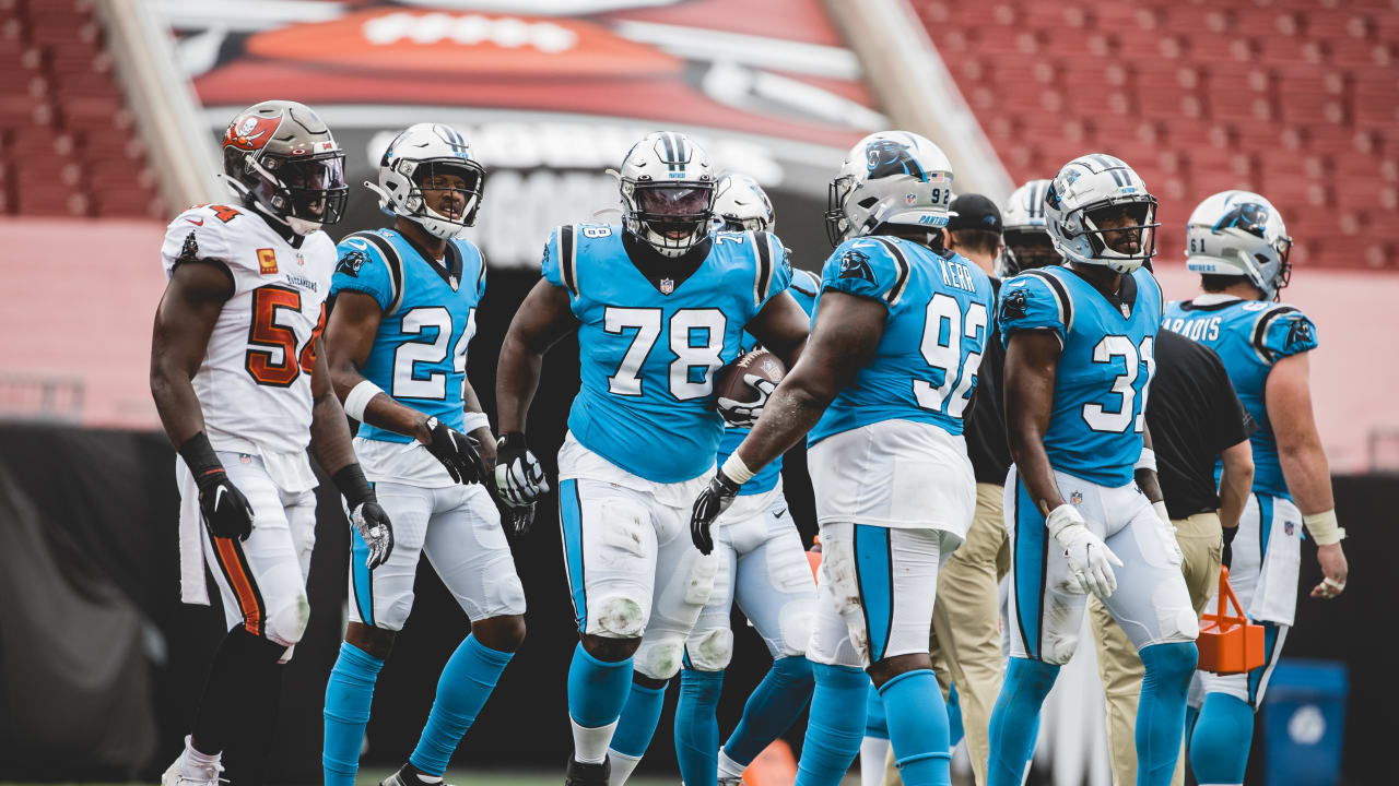 HIGHLIGHT: Woodrow Hamilton recovers Buccaneers fumble