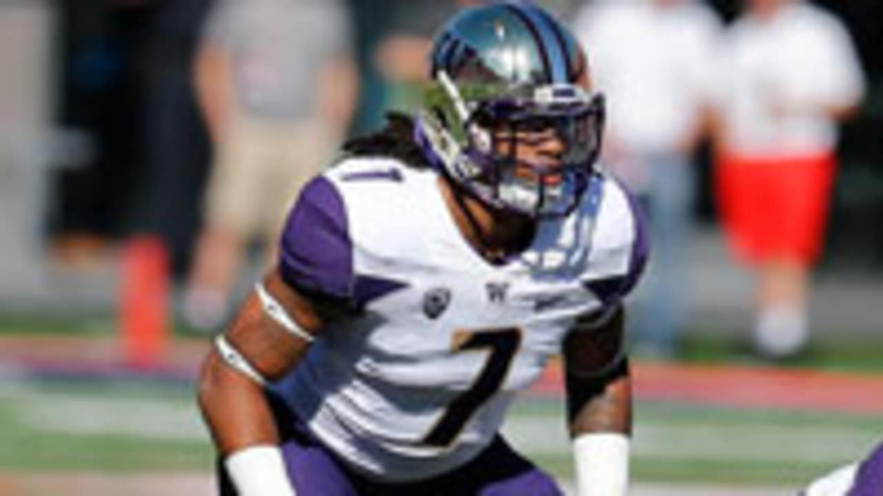 Panthers draft LB Thompson in first round
