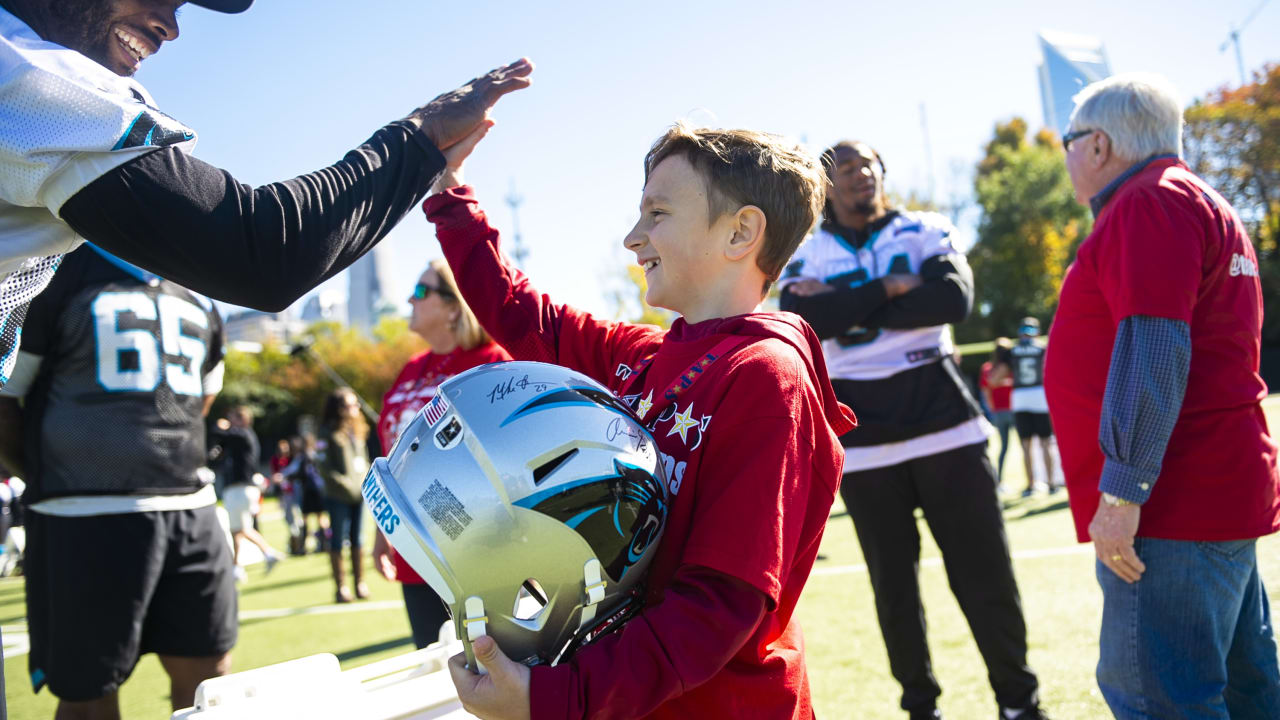 Panthers meet with families of fallen heroes