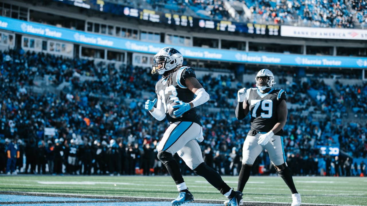 HIGHLIGHT: D'Onta Foreman scores Carolina's third TD of first half