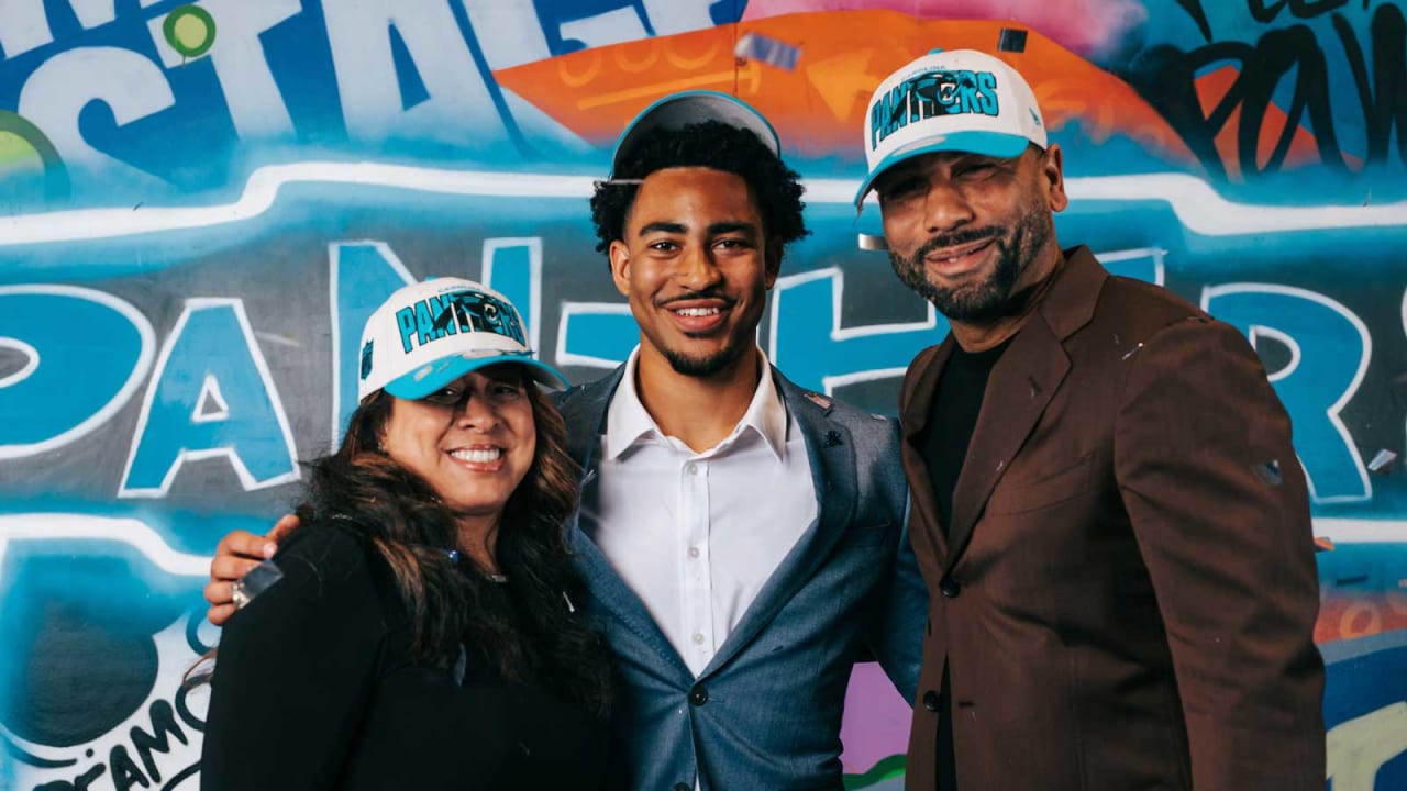 How Bryce Young's tight-knit family prepared him for this moment