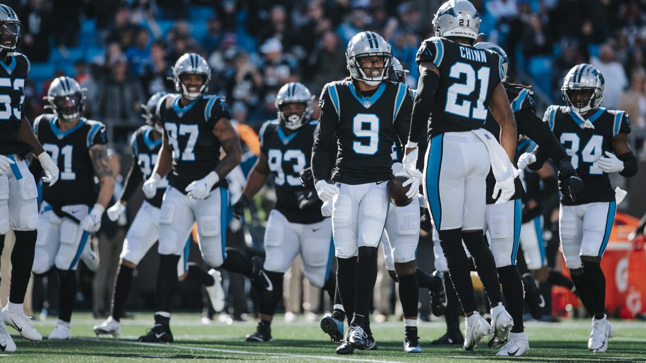 HIGHLIGHT: Stephon Gilmore makes interception against former team