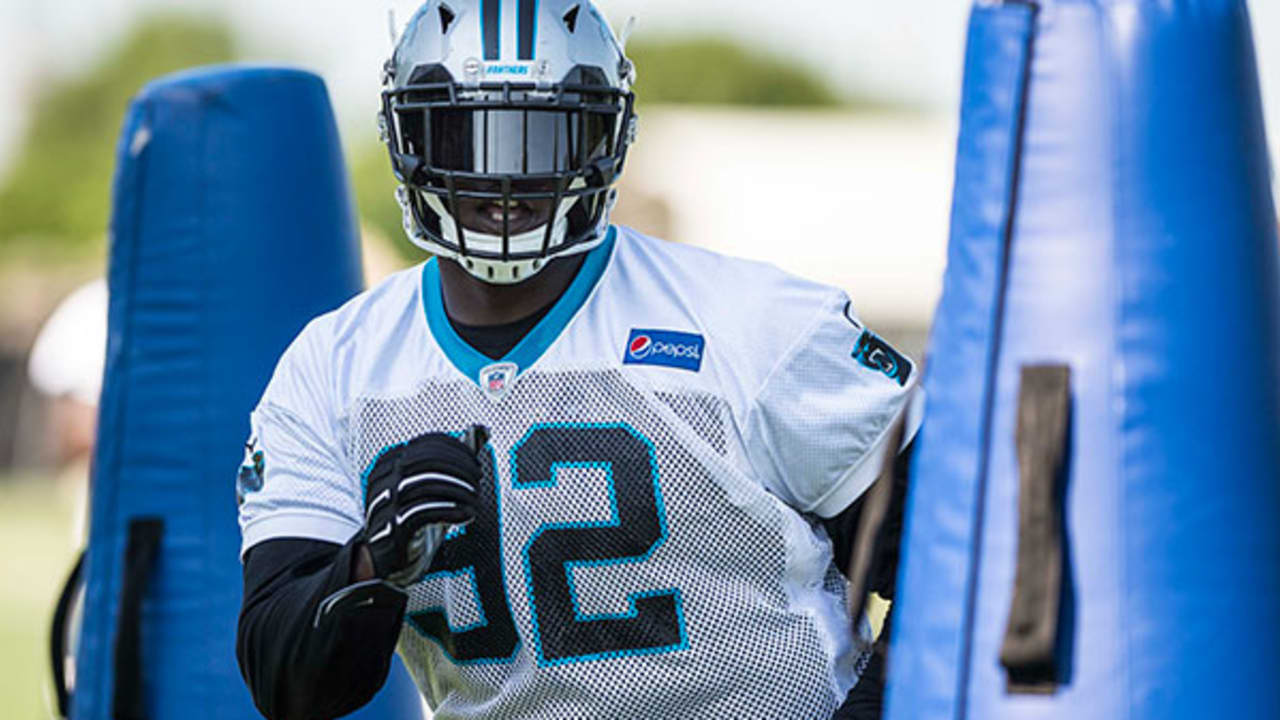 Rookies learn from veterans, each other