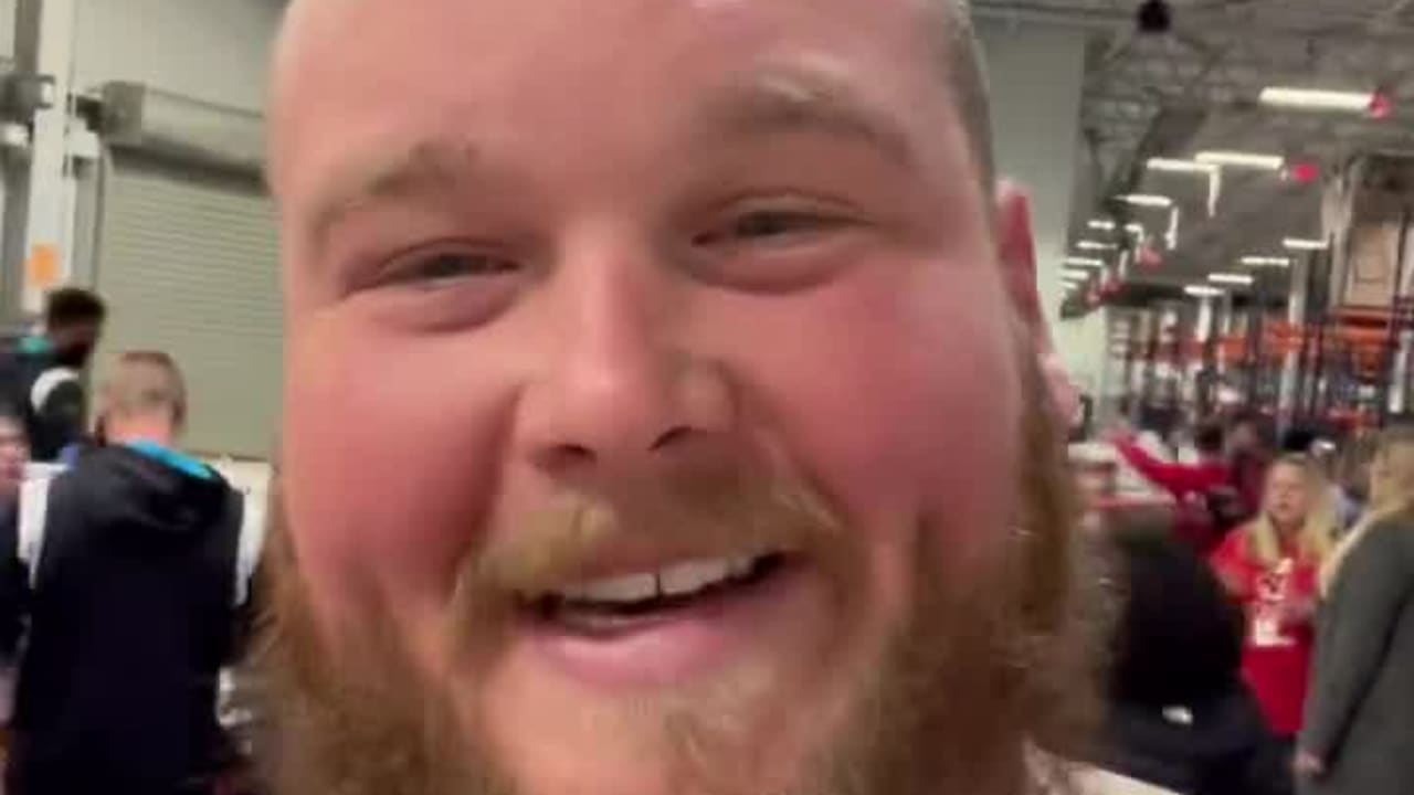 Best of Social: Bradley Bozeman and the Panthers packing food boxes