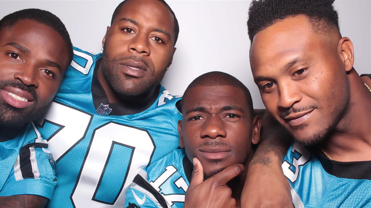 Panthers pose in photo booth on team picture day