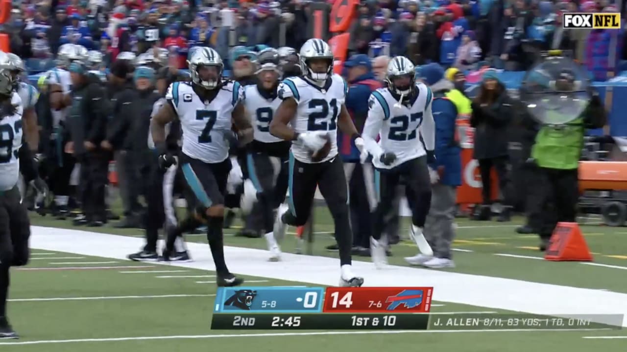 HIGHLIGHT: Jeremy Chinn makes interception to set up scoring drive