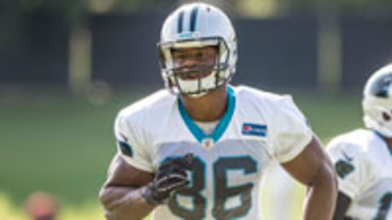 TE Williams practices for first time