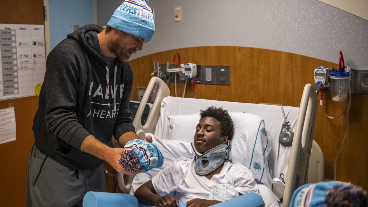 Greg Olsen beanie giveaway