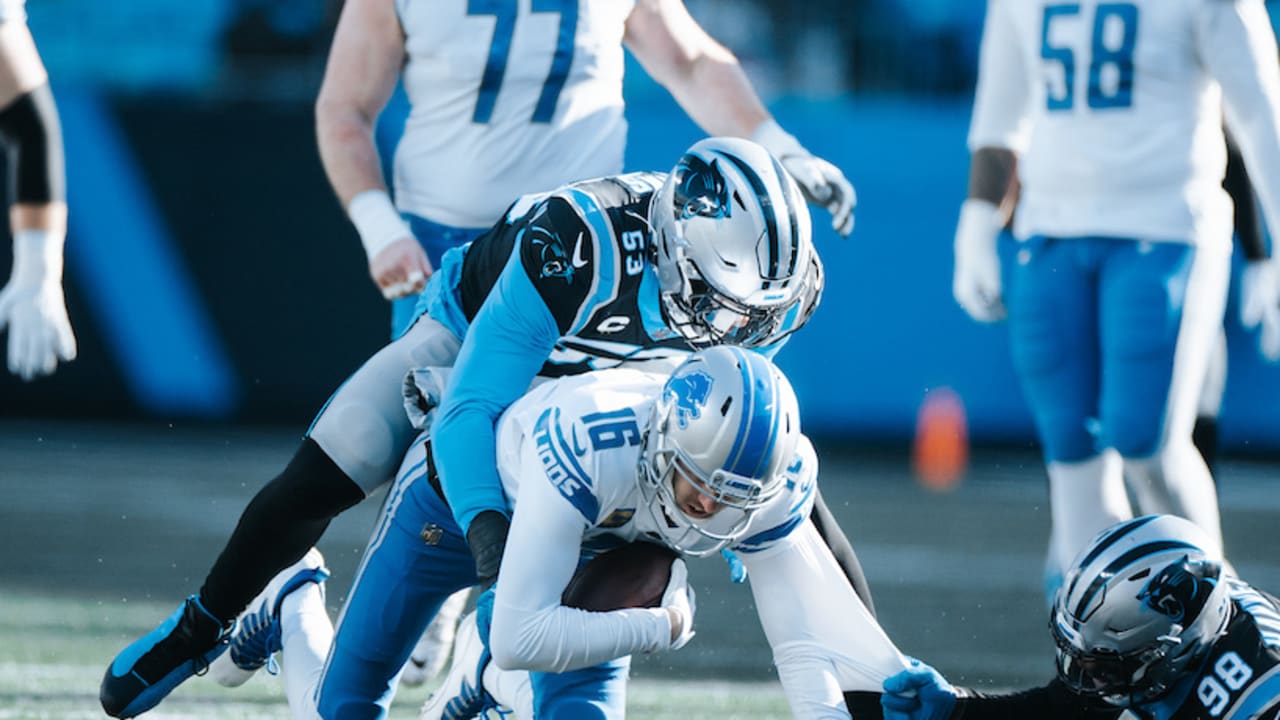 HIGHLIGHT: Brian Burns sacks Jared Goff on third down